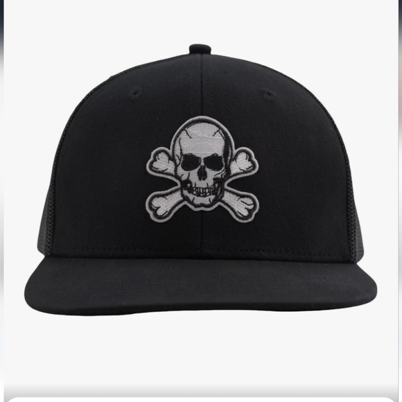 Yeaniy | Accessories | Black Skull And Crossbones Cap | Poshmark